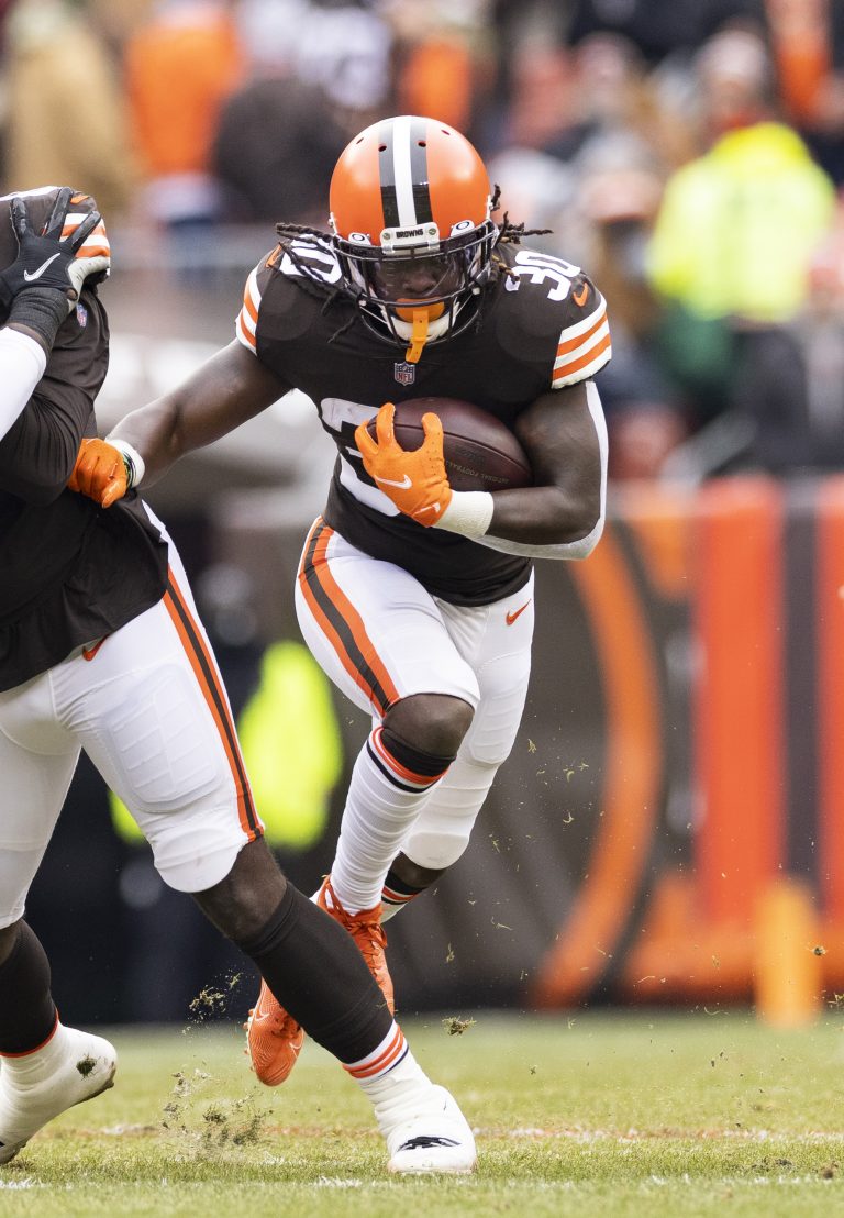 Contract Details: RB D'Ernest Johnson