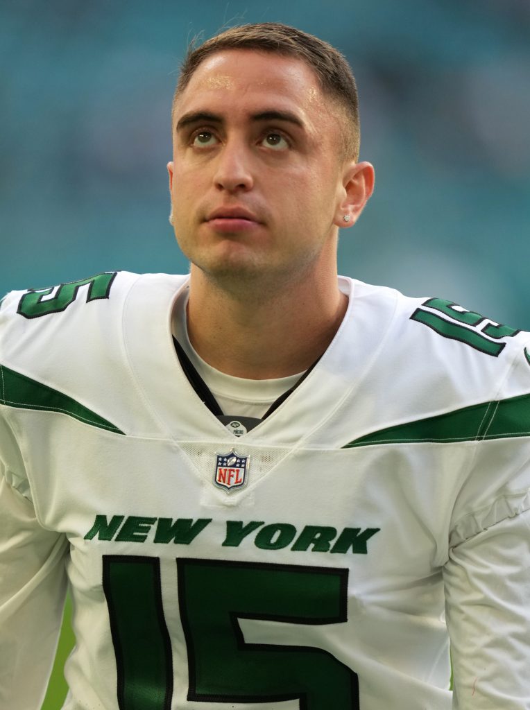Jets To Waive K Eddy Pineiro