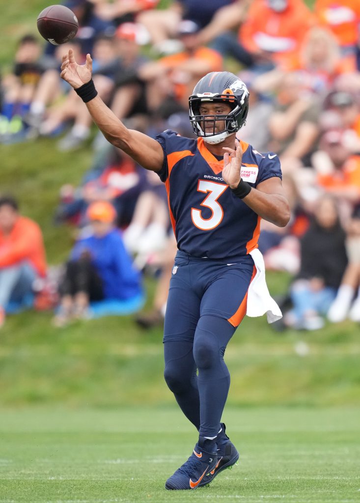 Russell Wilson Dealing With Shoulder injury