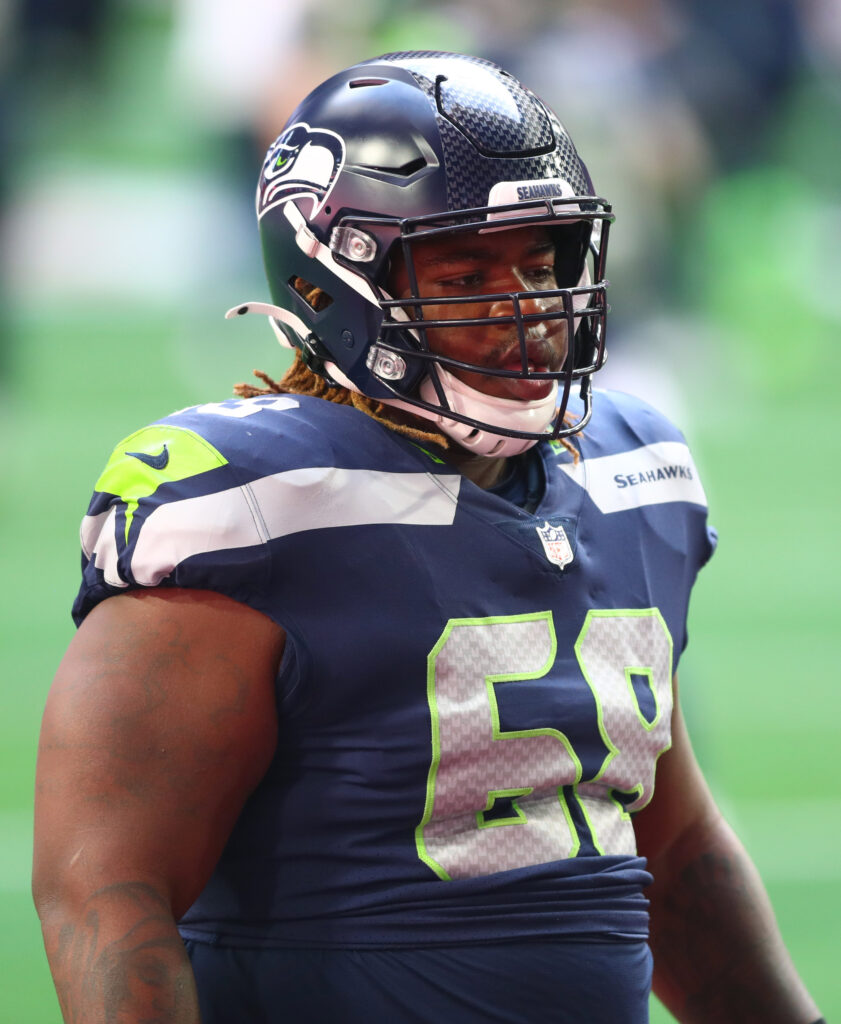 Damien Lewis Avoids Serious Injury