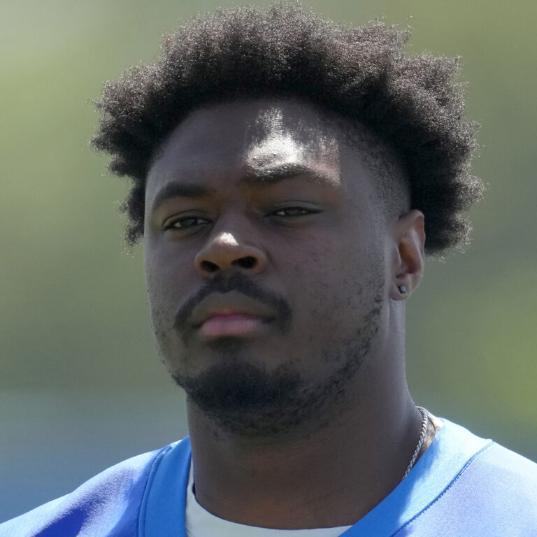 Rams OL Tremayne Anchrum Out Indefinitely