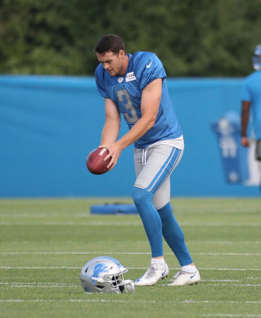 Lions Sign P Jack Fox To Extension