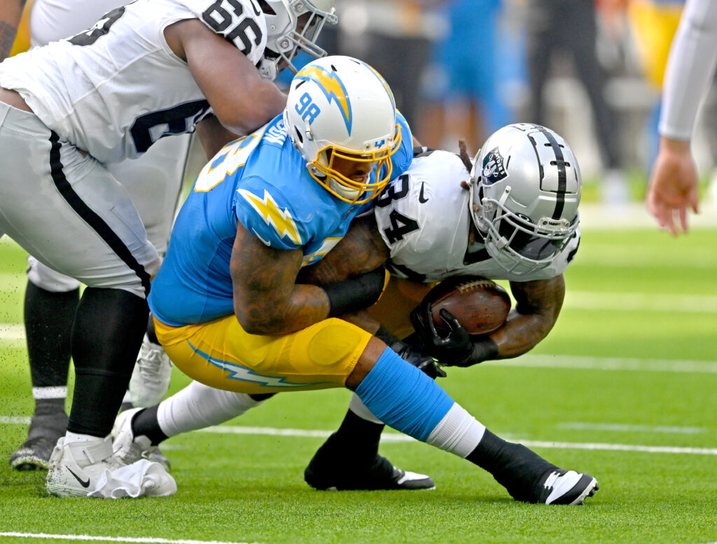 Bills Sign DT Austin Johnson