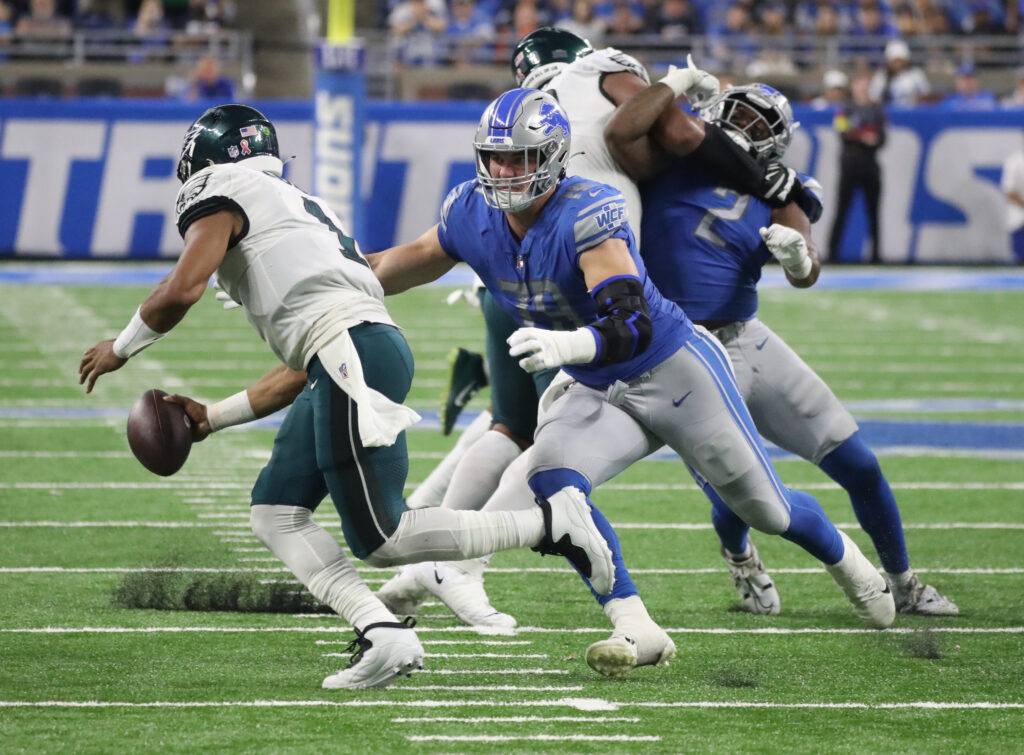 Lions To Re-Sign DL John Cominsky
