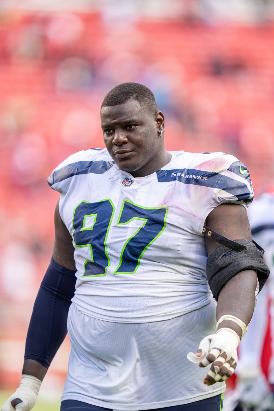 Chargers To Sign DL Poona Ford