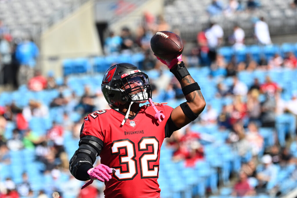 Chiefs, S Mike Edwards Agree To Terms