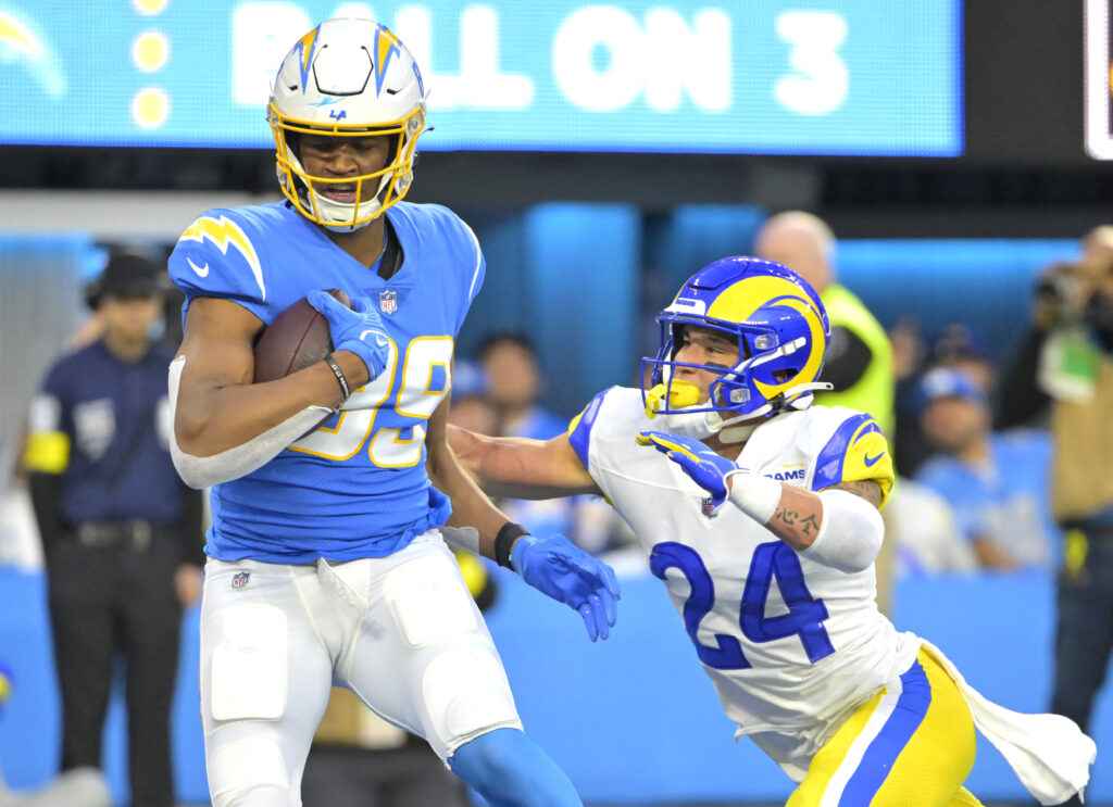 Chargers To Re-Sign TE Donald Parham