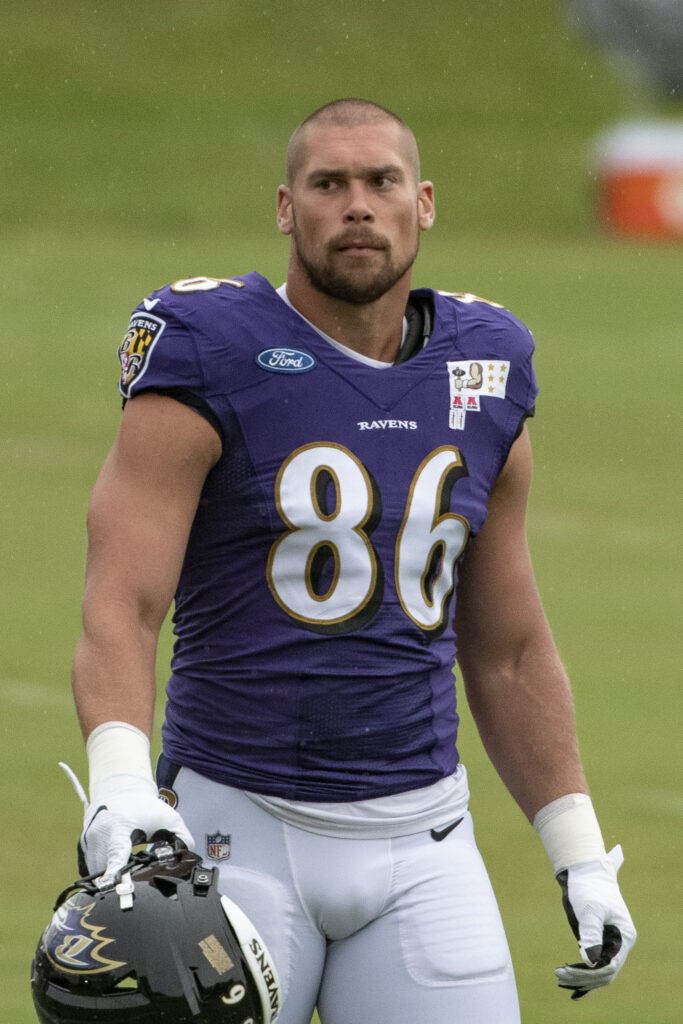 TE Nick Boyle Transitioning To LS?