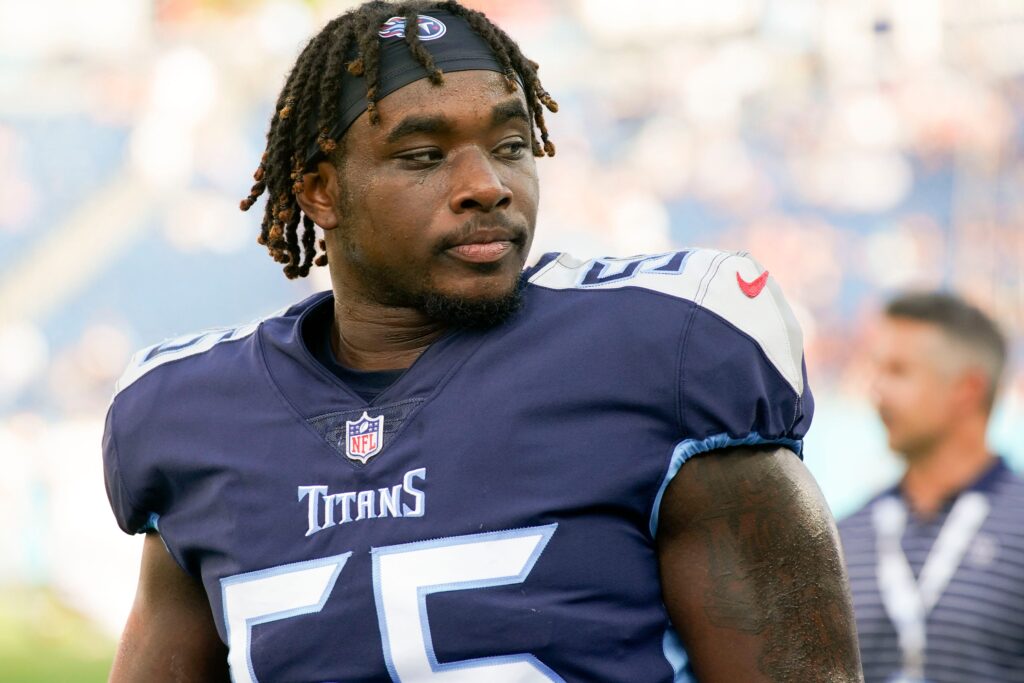 Titans To Move Aaron Brewer To Center
