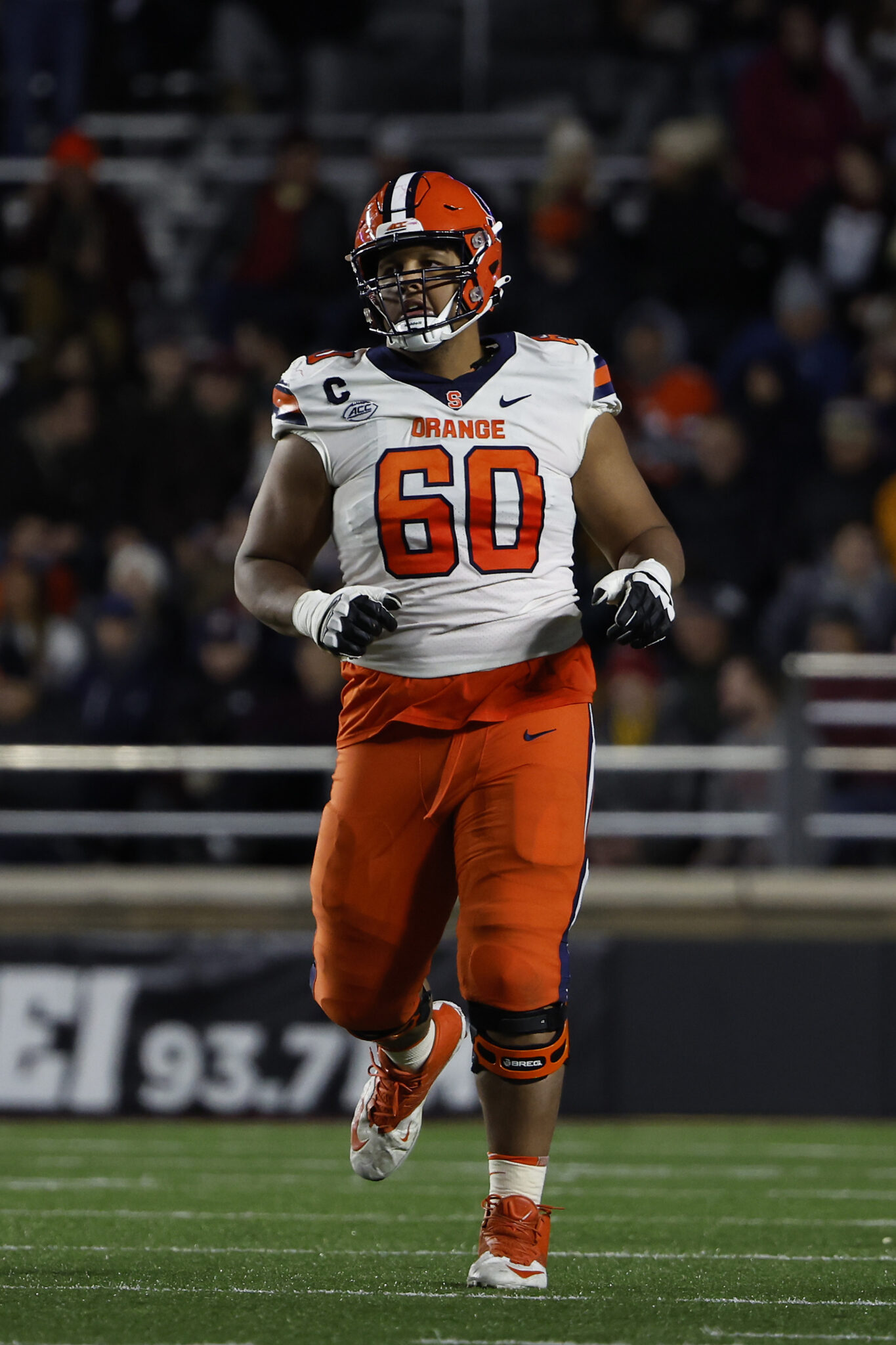 Falcons Sign OL Matthew Bergeron, Finish Rookie Signings