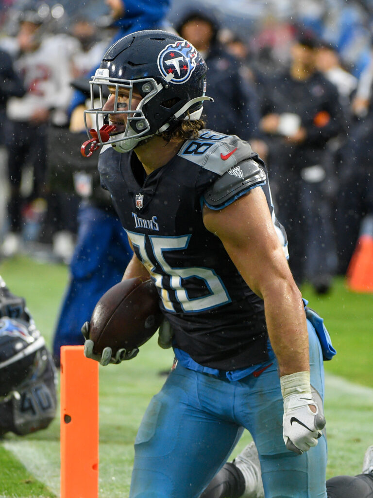 Commanders Sign TE Anthony Firkser
