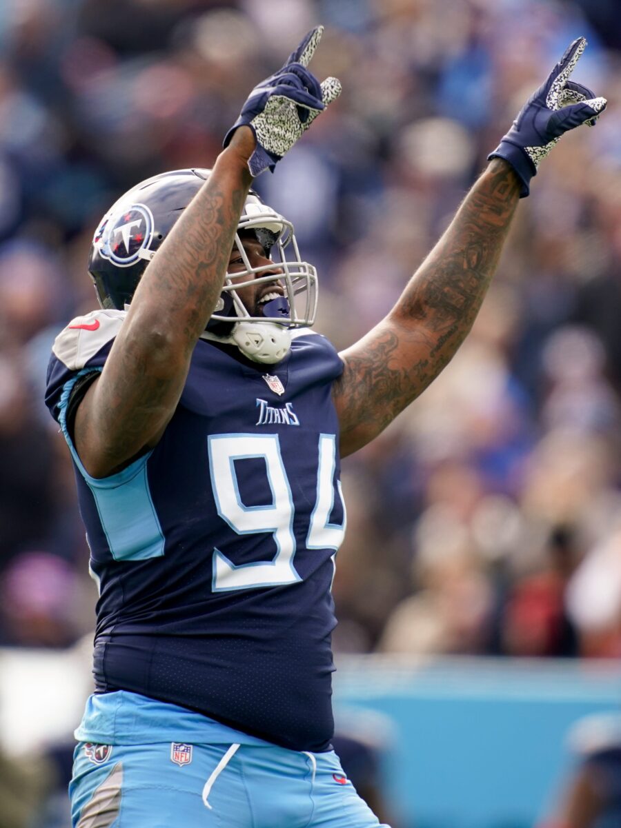 Texans, DL Mario Edwards Agree To Deal