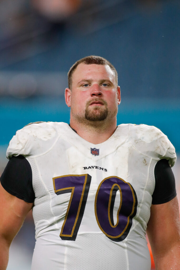 Titans, G Kevin Zeitler Agree To Deal