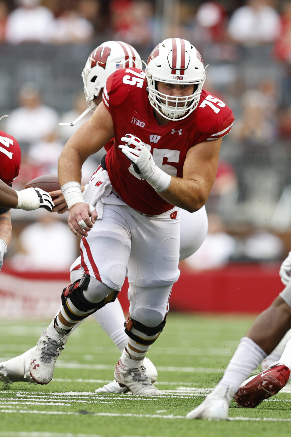 Joe Tippmann - Pro Football Rumors
