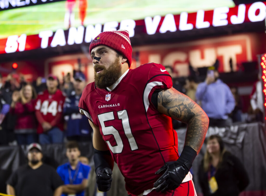 Vikings To Sign Lb Tanner Vallejo