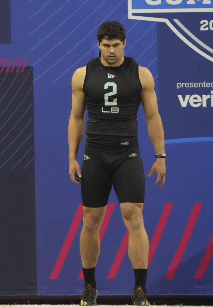 Falcons Place LB Troy Andersen On IR