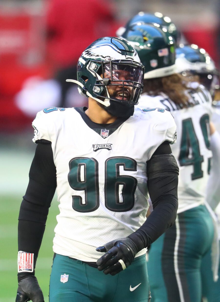 Texans Re-Sign DE Derek Barnett