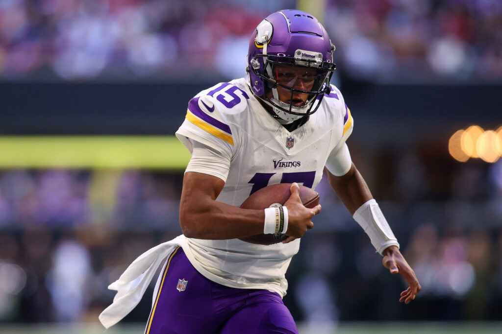 Josh Dobbs Ahead Of Brandon Allen For 49ers' Backup QB Spot?