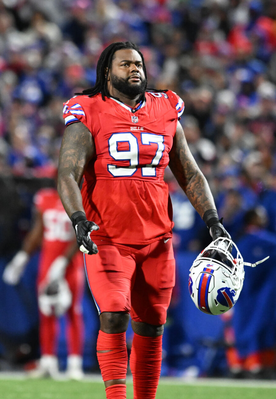 DT Jordan Phillips Re-Signs With Bills