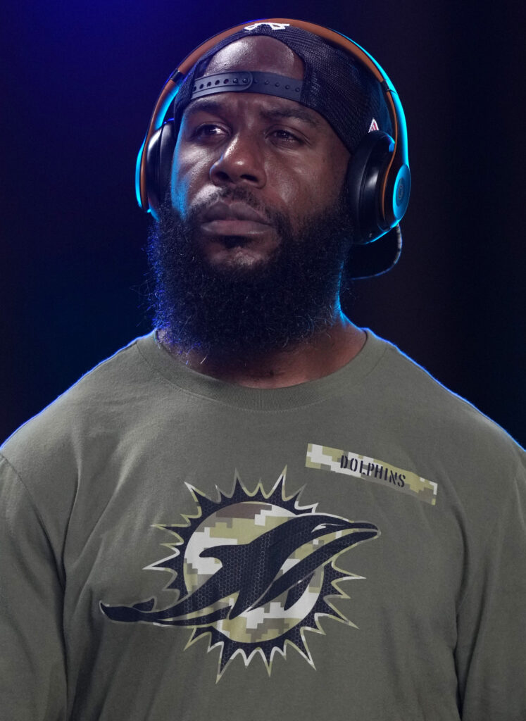 49ers Interview Raiders' Gerald Alexander For DC