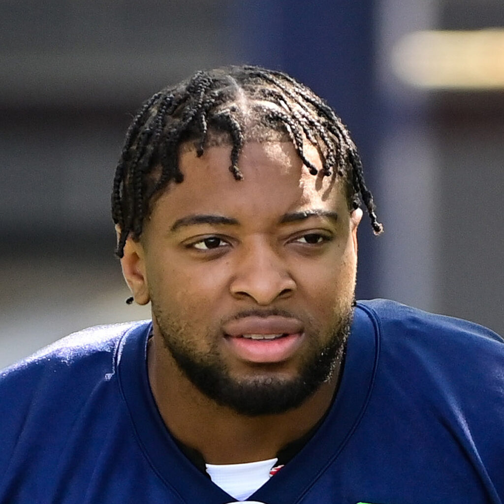 Patriots LB Anfernee Jennings On Roster Bubble; S Kyle Dugger A Release ...