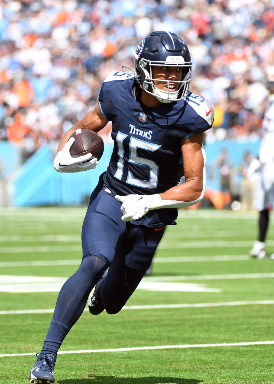 Titans To Re-Sign WR Nick Westbrook-Ikhine