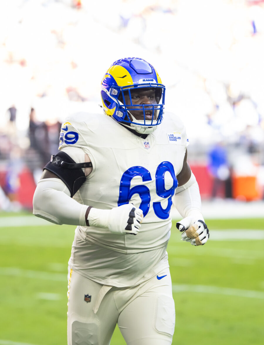 Rams To Re-Sign G Kevin Dotson