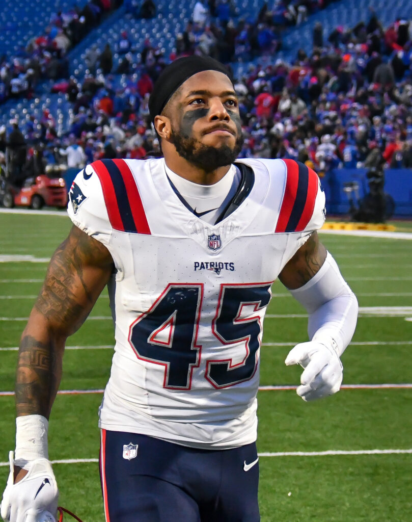 Ravens To Sign LB Chris Board