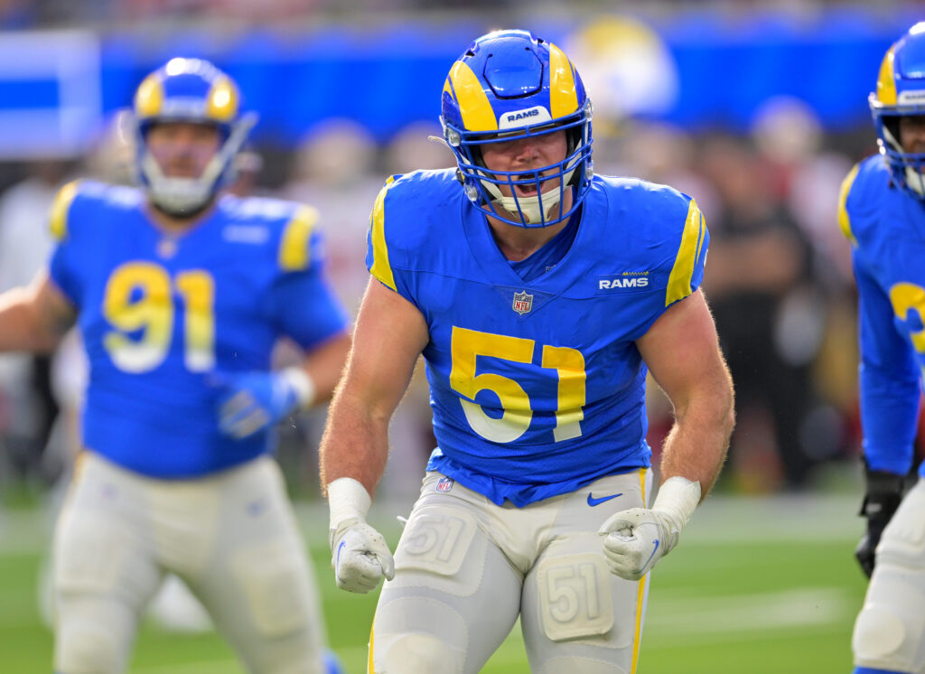 Rams Re-Sign LB Troy Reeder
