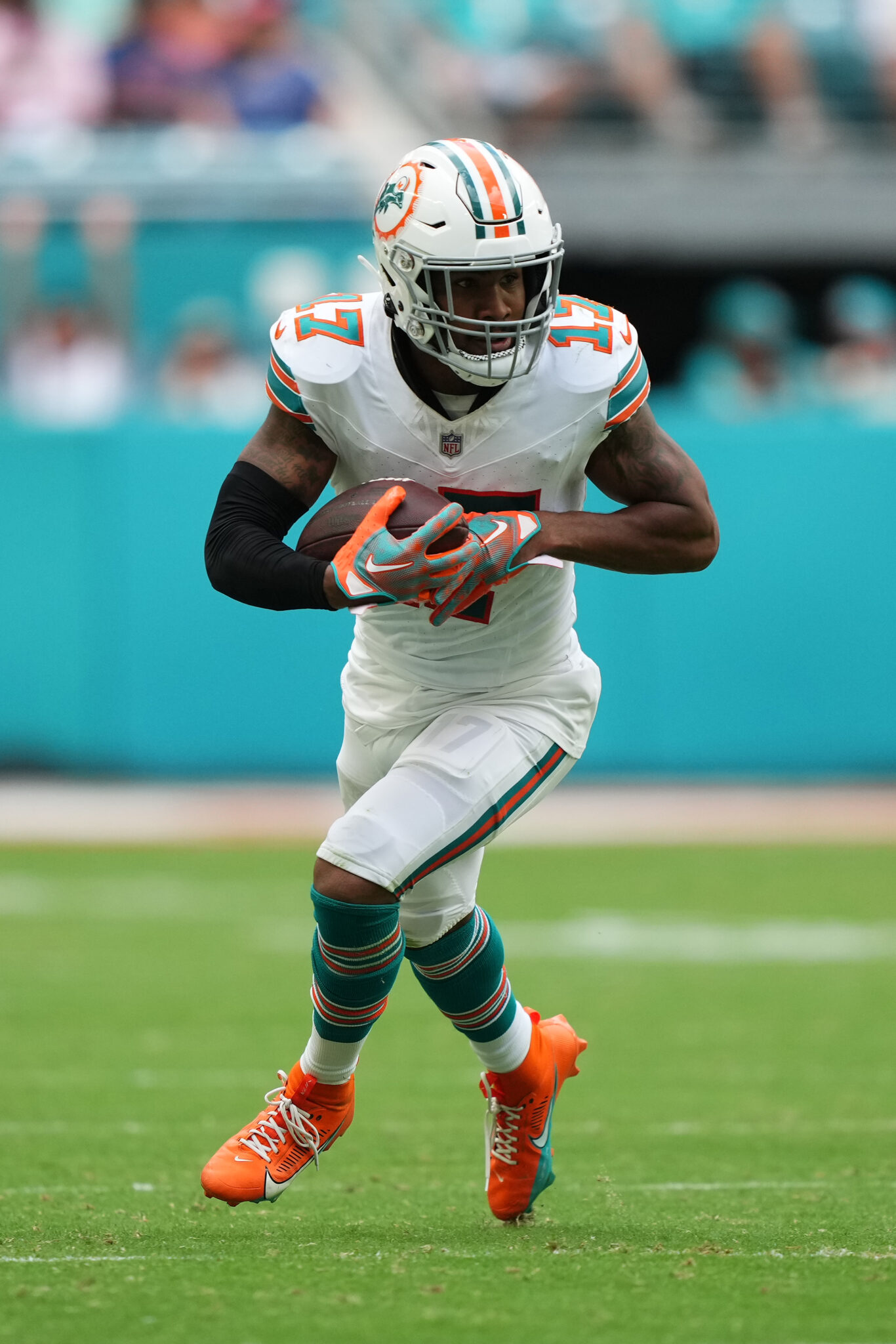 Dolphins Informed Malik Willis Of Jaylen Waddle Trade Before Deal ...