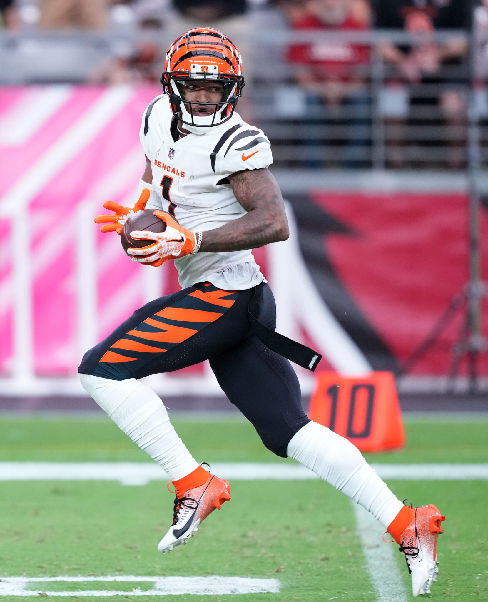NFL To Review Ja'Marr Chase-Jalen Ramsey Incident; Latest On Steelers ...