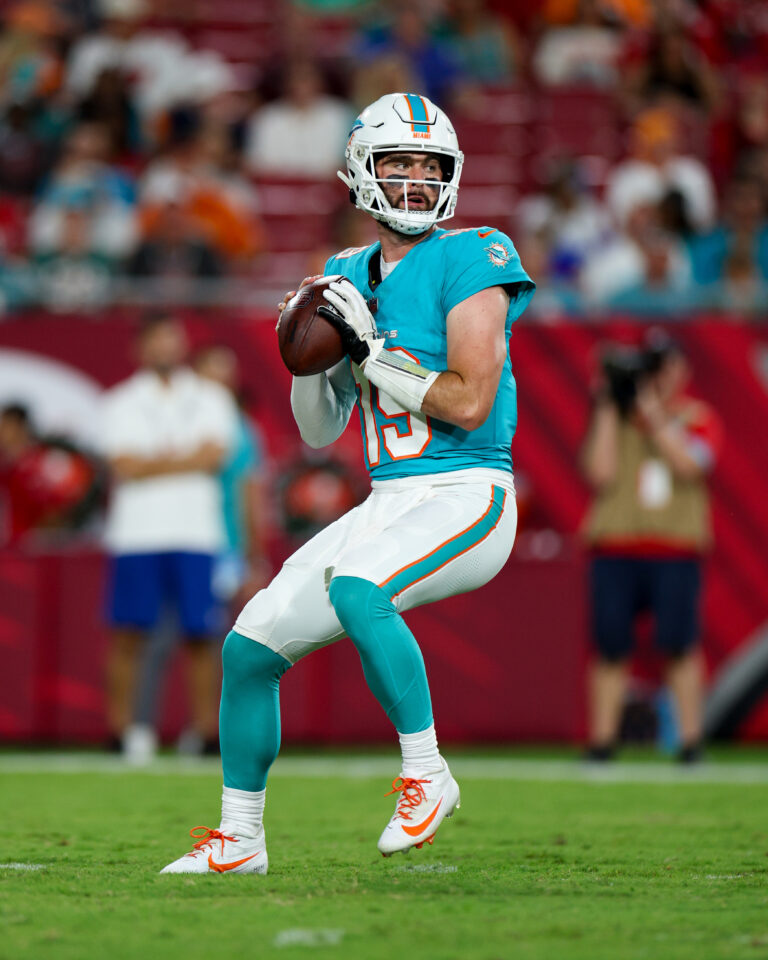 Ravens Sign QB Skylar Thompson
