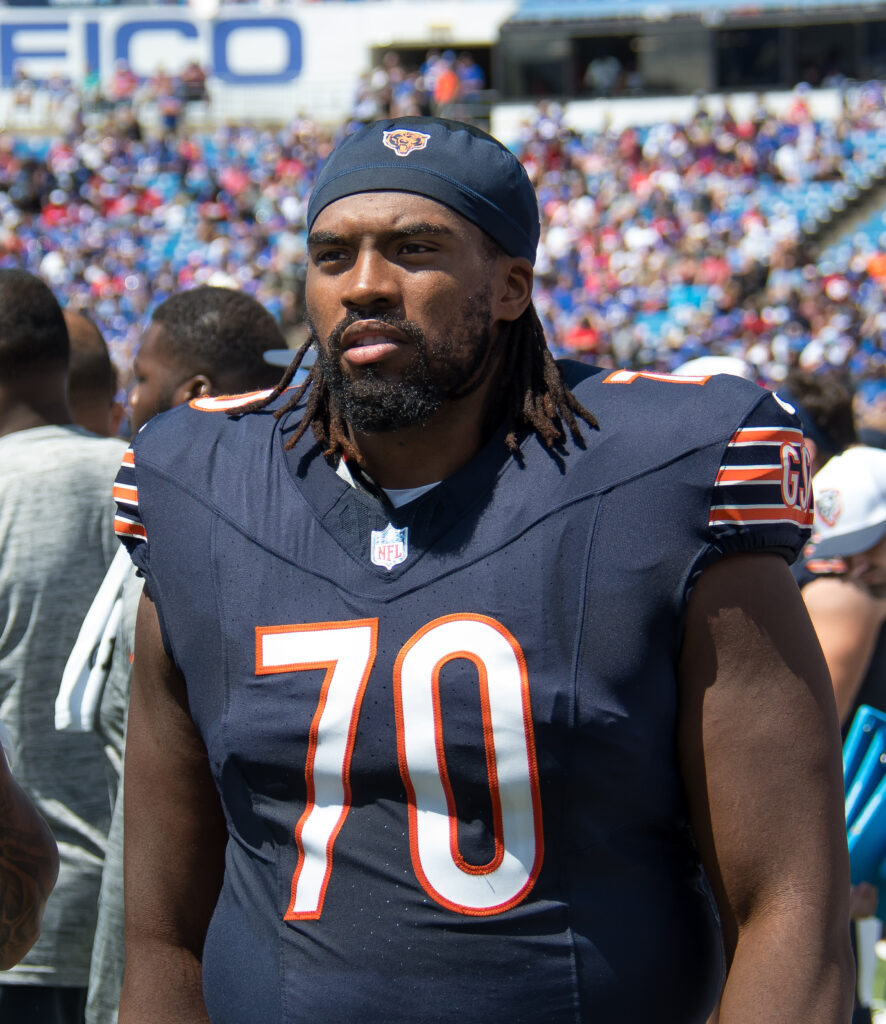 Bears LT Braxton Jones Expected To Be Limited In Training Camp