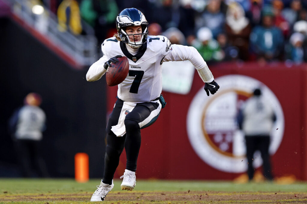 NFL Injury Updates: Eagles QB, Ford, Watts