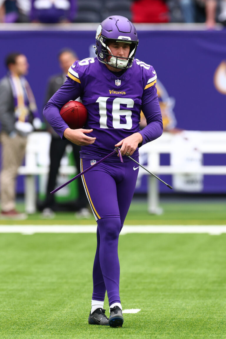 Vikings Open Practice Windows For K Will Reichard, LS Andrew DePaola