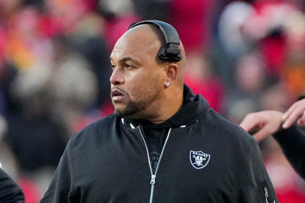 Latest On Raiders, HC Antonio Pierce