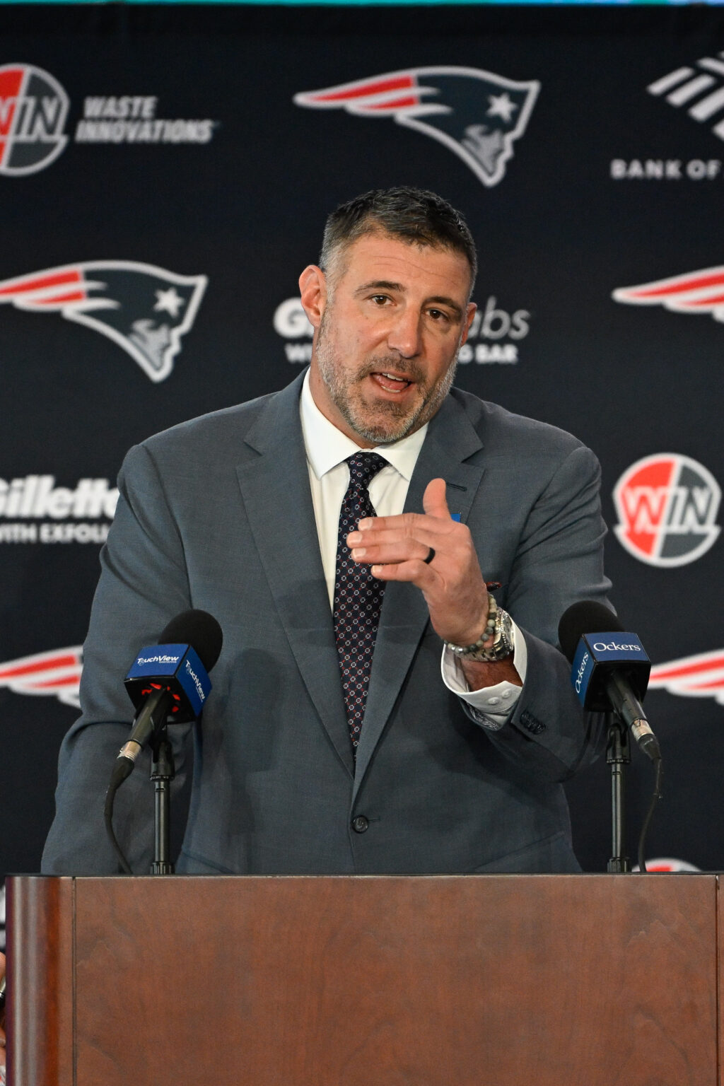 Patriots Targeting OL DL Additions Patriots Targeting OL DL Additions