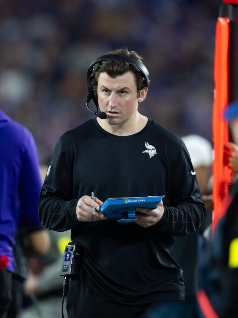 Patriots Conduct OC Interview With Vikings' Grant Udinski
