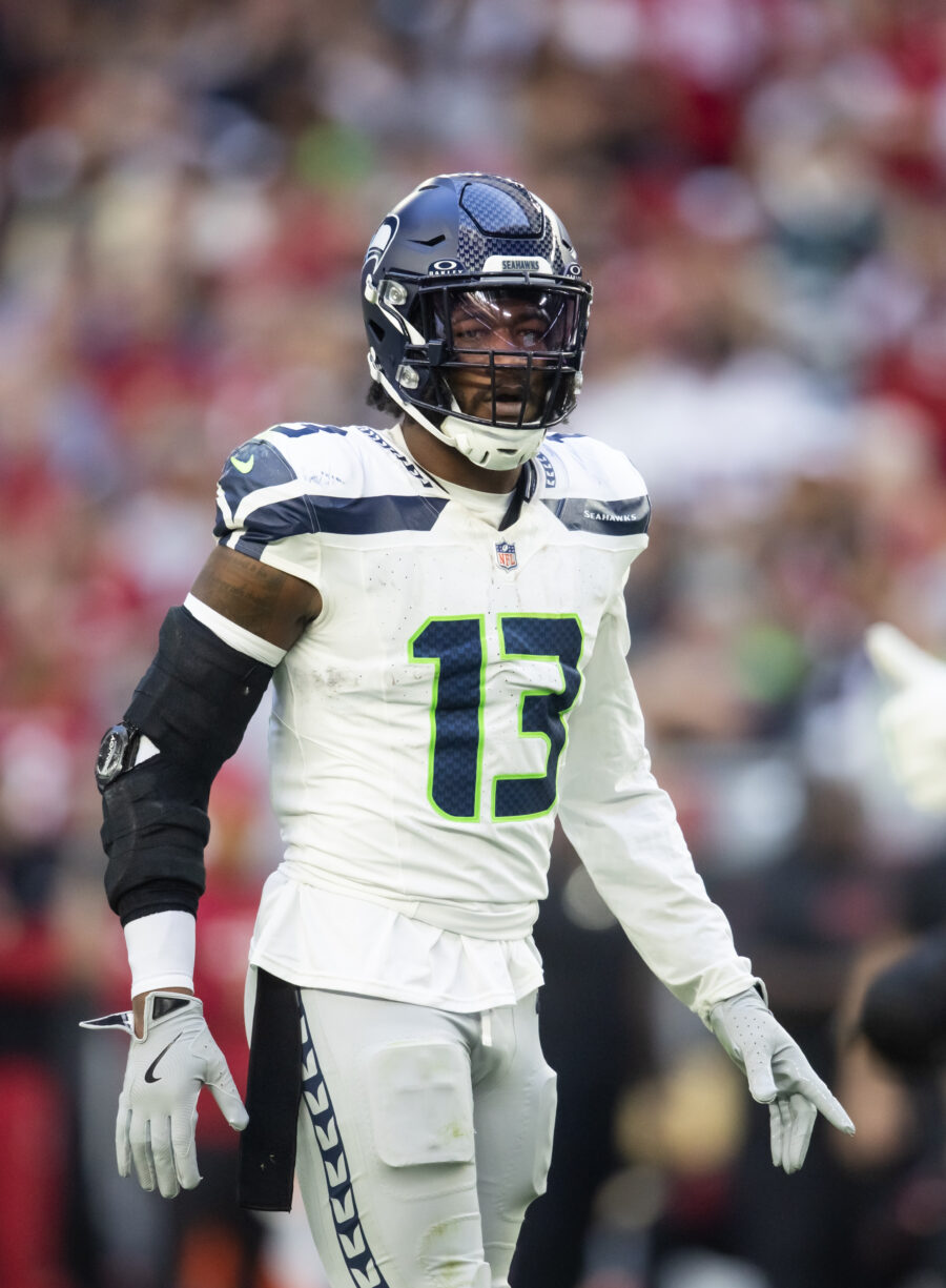 Seahawks Still Want To Re-Sign Ernest Jones