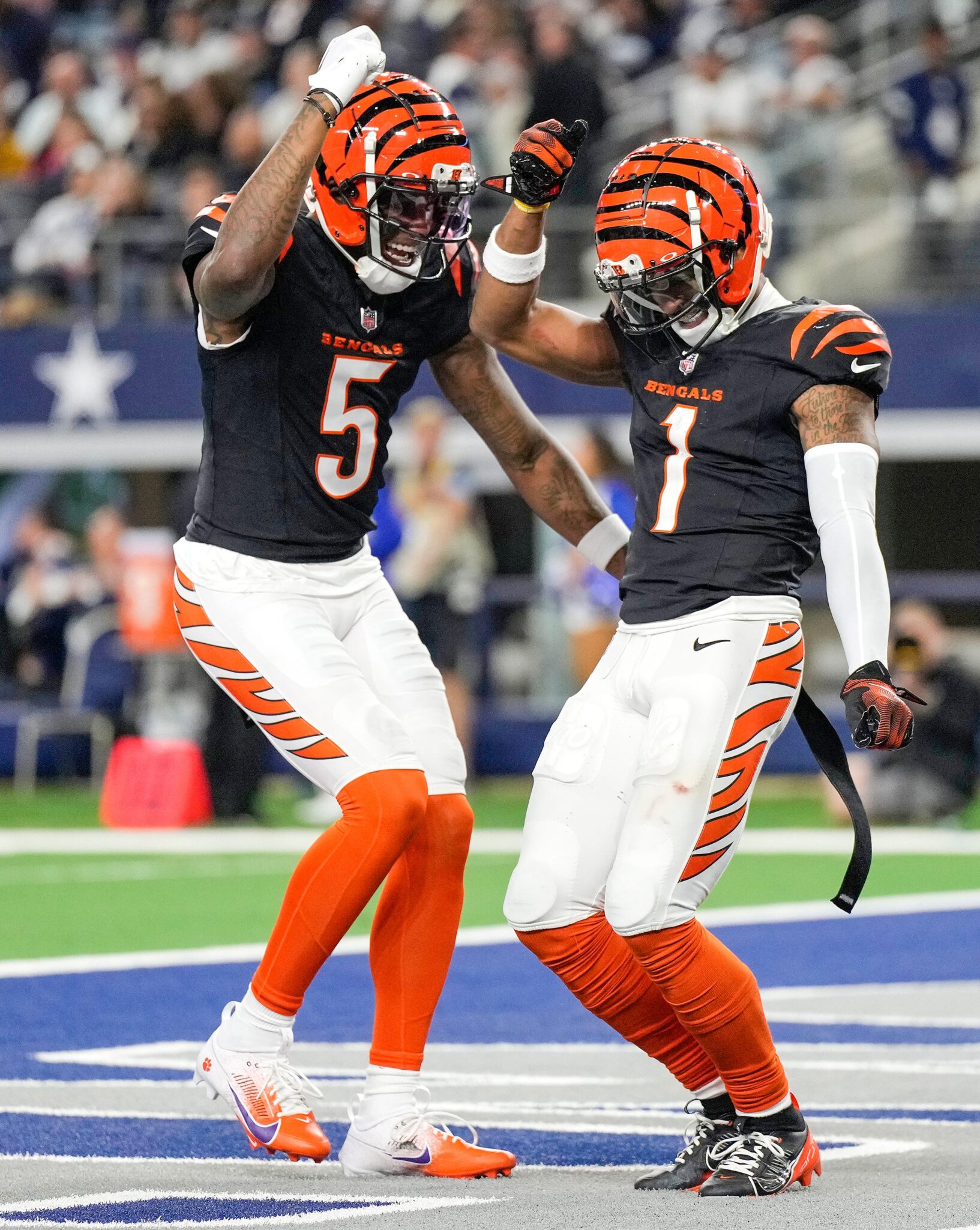 Bengals Progressing On Ja'Marr Chase, Tee Higgins Extensions