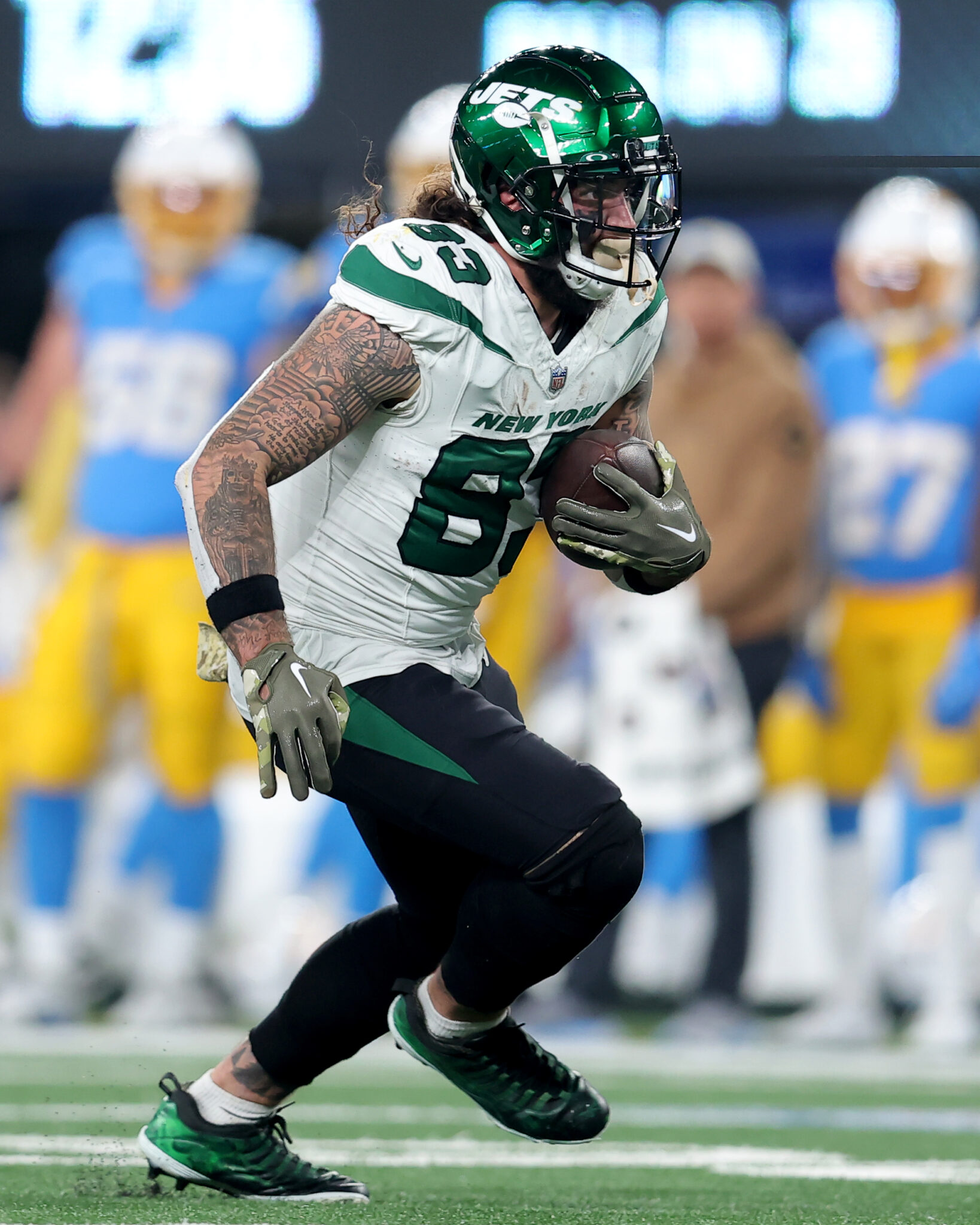 Jets Still Interested In Tyler Conklin?