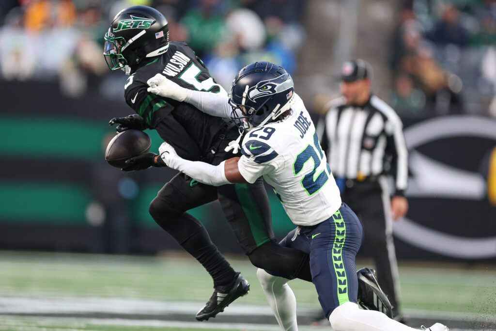 Seahawks Re-Sign CB Josh Jobe