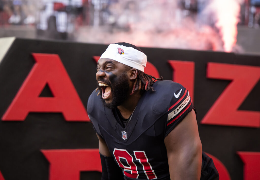 Cardinals Re-Sign L.J. Collier