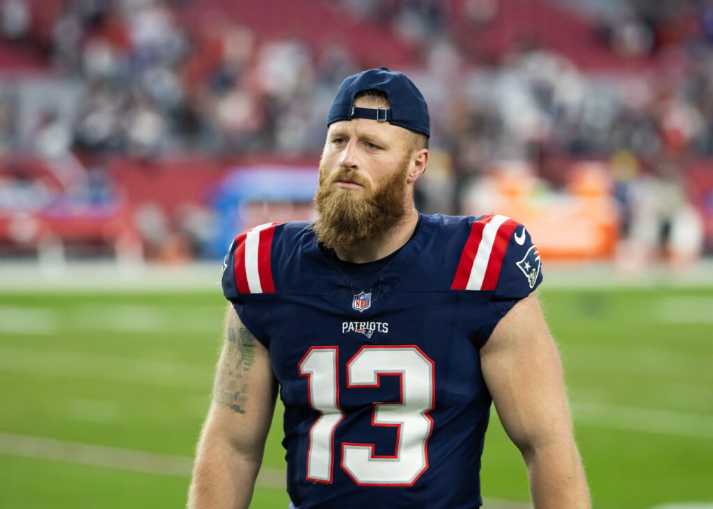 Titans Sign K Joey Slye