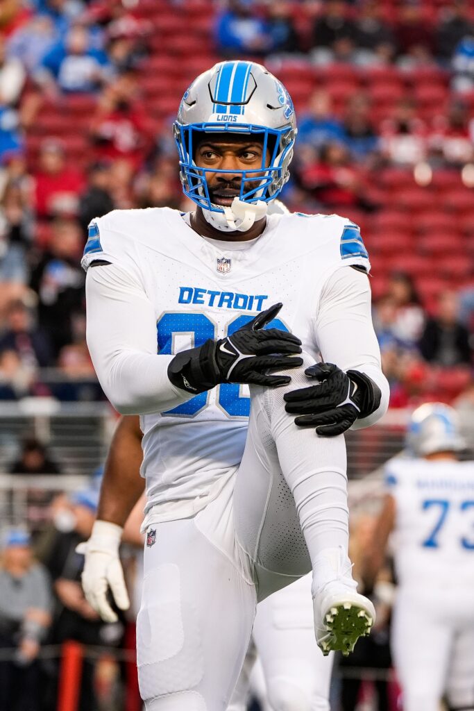 Lions Still In Contact With Za'Darius Smith