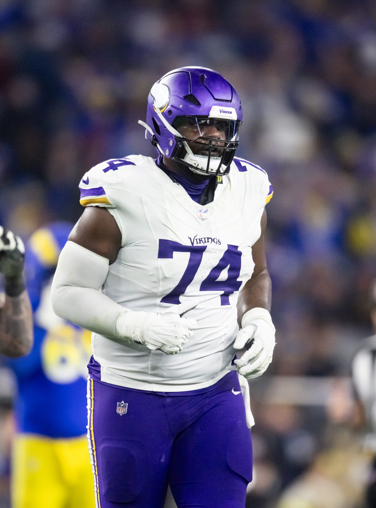 Browns Acquire Cam Robinson From Texans