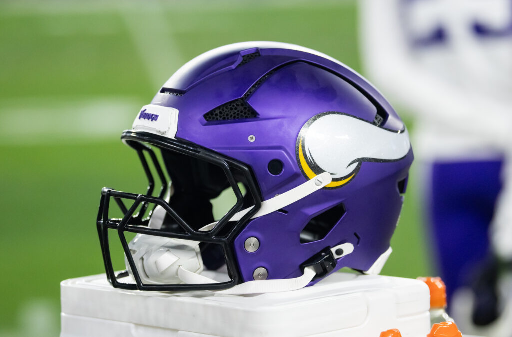 Vikings To Hire Jordan Traylor As Offensive Assistant