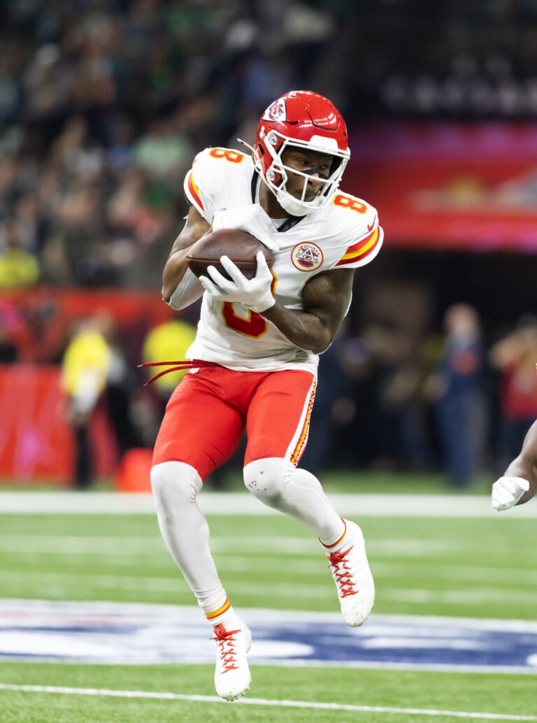 Ravens Sign WR DeAndre Hopkins