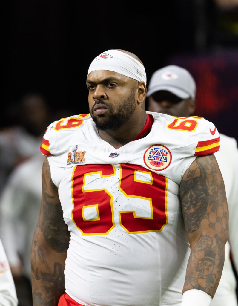 Chiefs To Bring Back DT Mike Pennel