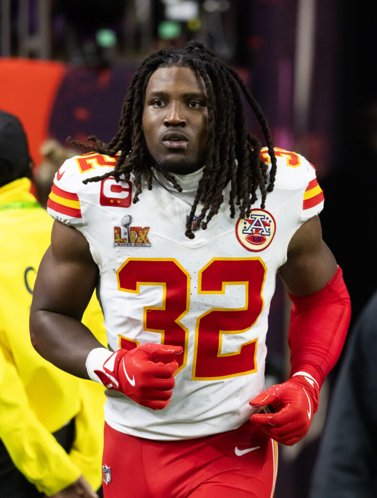 Chiefs To Re-Sign LB Nick Bolton